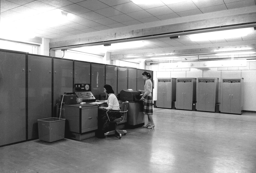 Computing at CERN | timeline.web.cern.ch